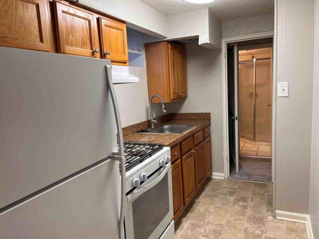 Metropolitan Bala Cynwyd 1 Bedroom Apartment for Rent at 118 Montgomery Ave, Philadelphia, PA 19004 Bala Cynwyd