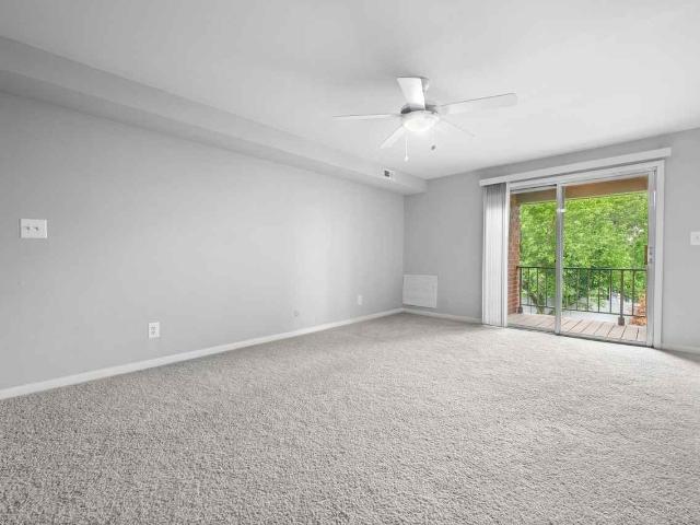 Metropolitan Marlton | Pet 1 Bedroom Apartment for Rent at 101 Conestoga Dr, Marlton, NJ 08053