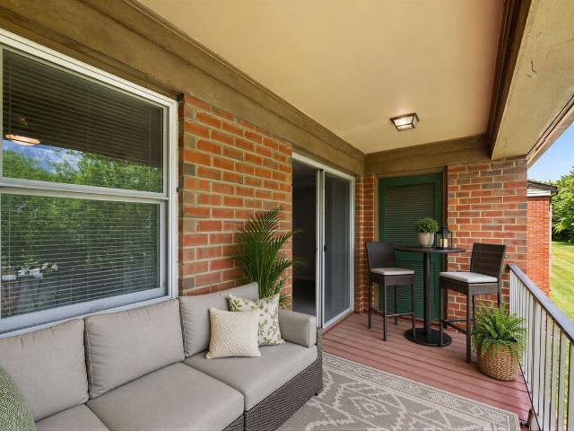 Metropolitan Marlton | Pet 2 Bedroom Apartment for Rent at 101 Conestoga Dr, Marlton, NJ 08053
