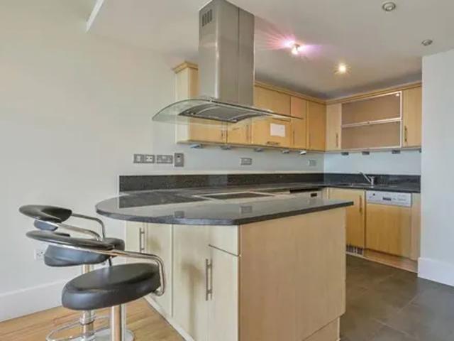 Metropolitan Police, 230, 232 Putney Bridge Road, London, SW15 2PD, United Kingdom | 2 bed apartment for rent #140654959 | Rentberry