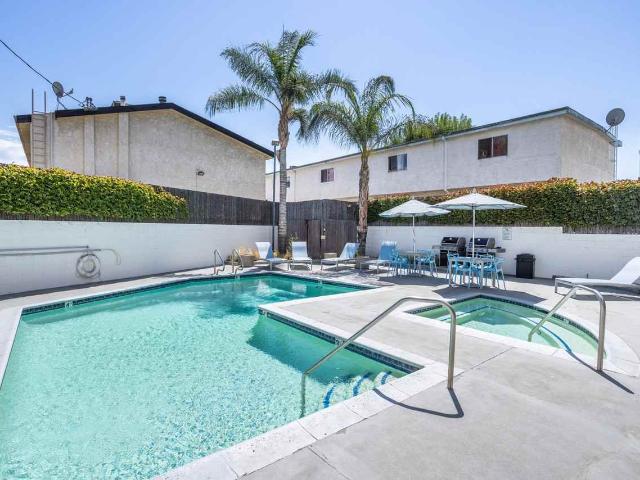 Metropolitan Place Apartments 2 Bedroom Apartment for Rent at 1800 Grismer Ave, Burbank, CA 91504