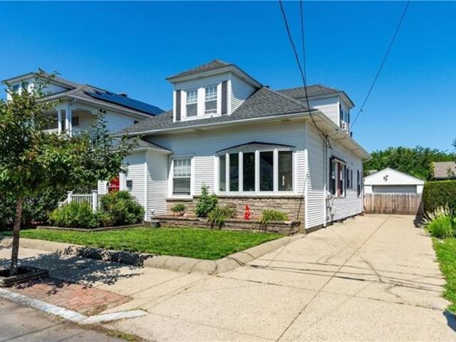 Metropolitan Rd, Providence, Home For Sale