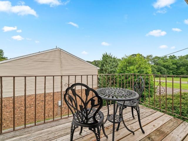 Metropolitan Runnemede 1 Bedroom Apartment for Rent at 100 Hartford Dr, Runnemede, NJ 08078