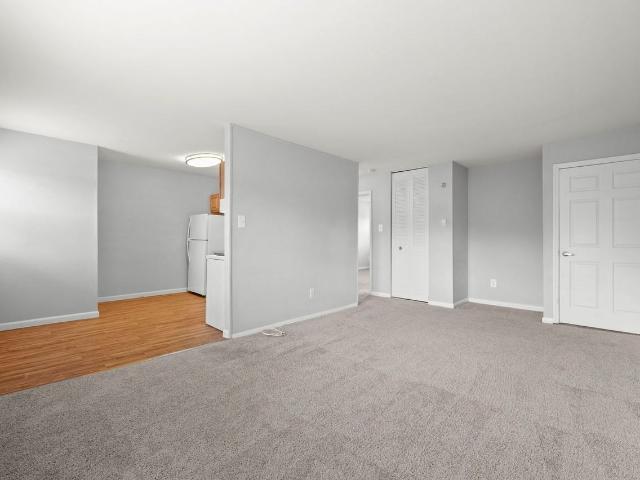 Metropolitan Runnemede 2 Bedroom Apartment for Rent at 100 Hartford Dr, Runnemede, NJ 08078