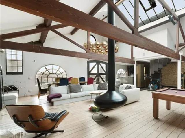 Metropolitan Wharf, 70 Wapping Wall, Ratcliffe, London, E1W 3SS, United Kingdom | 2 bed apartment for rent #113645019 | Rentberry