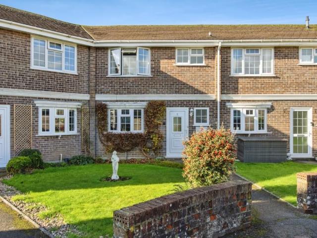 Mews Court, Liskeard PL14, 3 bed terraced house to rent, £1,200 pcm | PrimeLocation