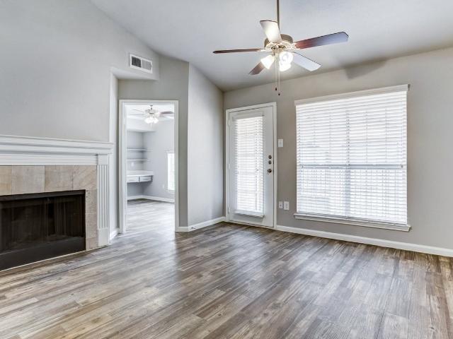 Meyer Forest 1 Bedroom Apartment for Rent at 9701 Meyer Forest Dr, Houston, TX 77096 Willow Meadows Willowbend