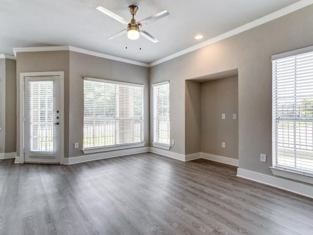 Meyer Forest 2 Bedroom Apartment for Rent at 9701 Meyer Forest Dr, Houston, TX 77096 Willow Meadows Willowbend