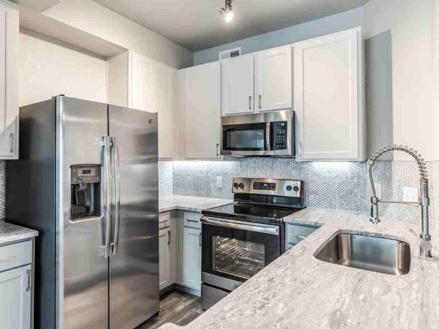 Meyer Forest 2 Bedroom Apartment for Rent at 9701 Meyer Forest Dr, Houston, TX 77096 Willow Meadows Willowbend