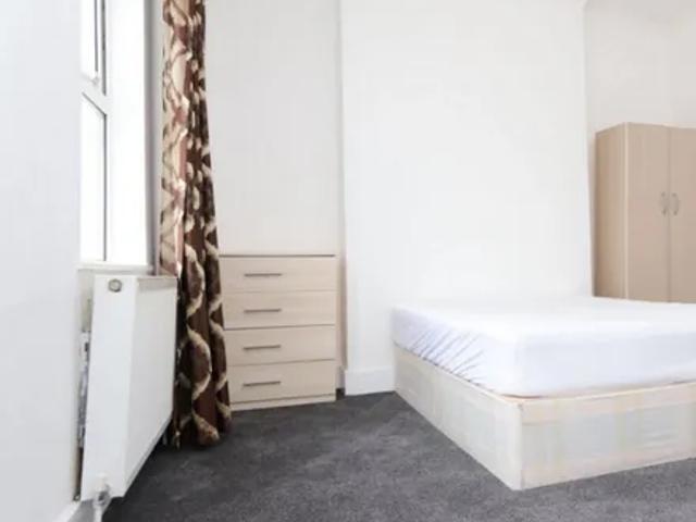 Meyrick Road, London, NW10 2EN, United Kingdom | Room for rent #154573557 | Rentberry
