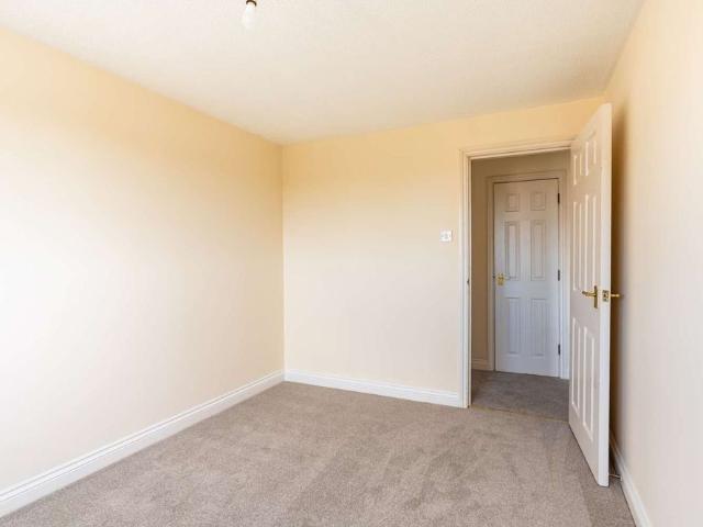 Meyseys Close, Driftway Court, Headington, Oxford, OX3 7SE
