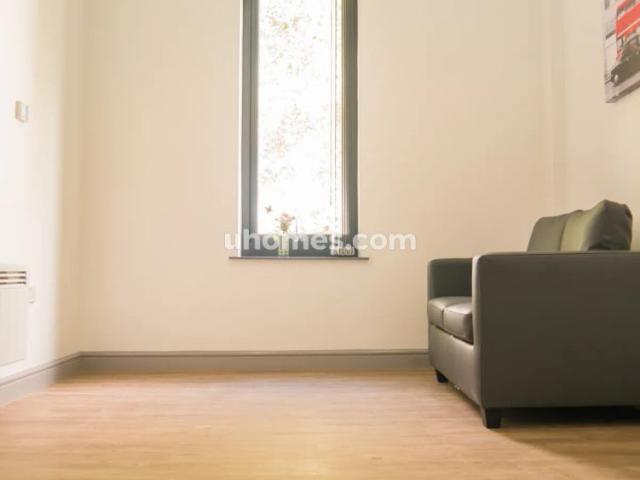 Mezzanine Standard En Suite