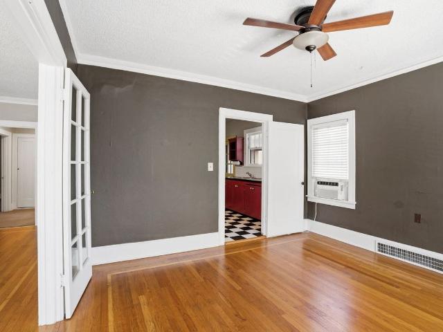 MF 43 Kelly Avenue 1 Bedroom Apartment for Rent at 3736 S Kelly Ave, Portland, OR 97239 Corbet Terwilliger Lair Hill