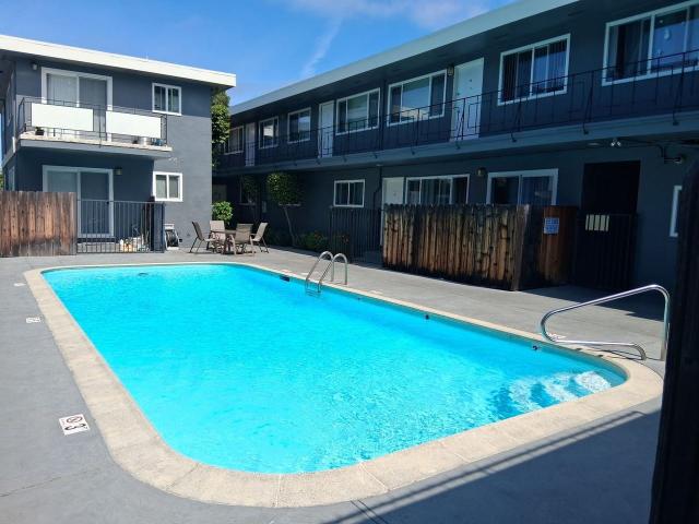 MG5 1839 Woodside Road 2 Bedroom Apartment for Rent at 1839 Woodside Rd, Redwood City, CA 94061