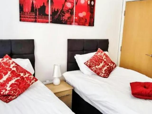 Mint Drive, Birmingham, B18 6EA, United Kingdom | 2 bed townhouse for rent #160143871 | Rentberry