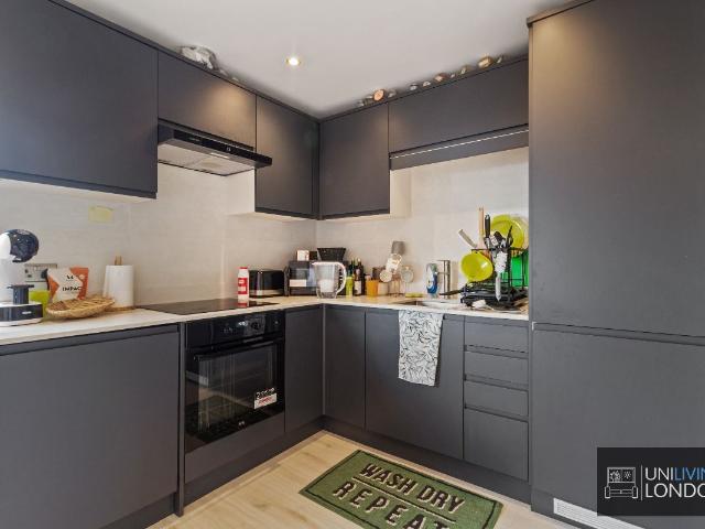 Minton Mews, London NW6, 2 bed flat to rent, £2,799 pcm | PrimeLocation
