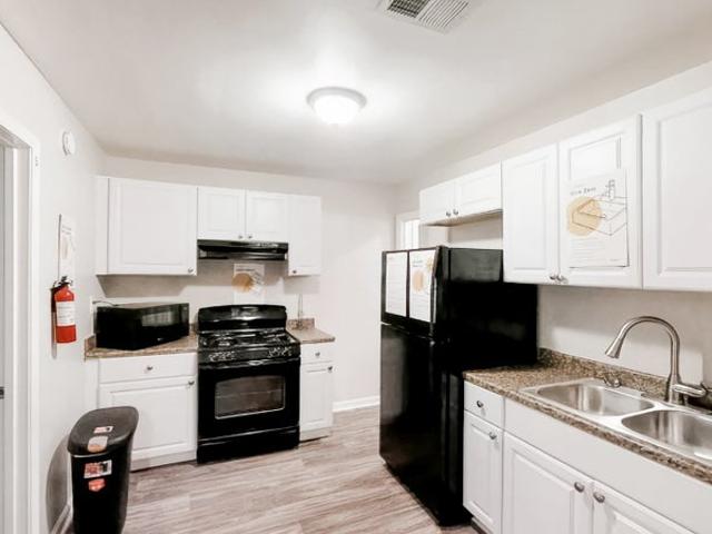 Minutes from MARTA! Free High Speed Internet and