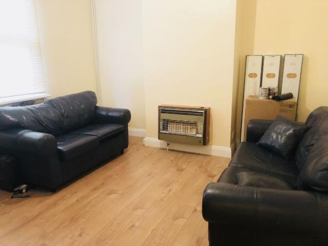 Mina Road, 4 Bedroom House With Garden SE17, 4 bed flat to rent, £3,600 pcm | PrimeLocation
