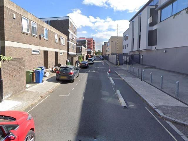 Mina Road, Bermondsey SE17, 6 bed flat to rent, £5,001 pcm | PrimeLocation