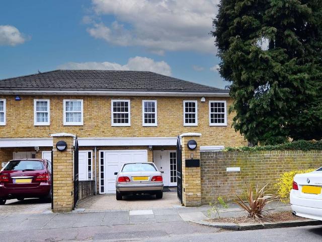 Minchenden Crescent, Southgate, London N14, 4 bed semi detached house to rent, £4,300 pcm | PrimeLocation