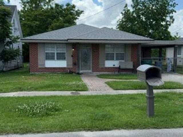 Minden St