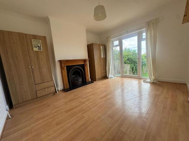 Minehead Road, London, SW16 4 bed property to rent £2,900 pcm £669 pw