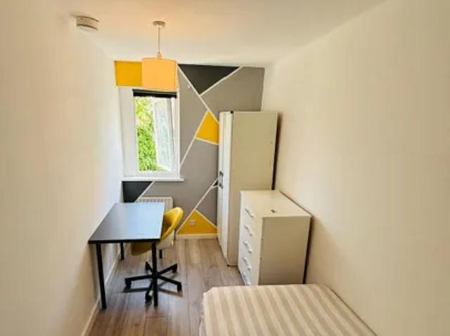 Minerva Close, Myatt's Fields, London, SW9 6EG, United Kingdom | Room for rent #160124457 | Rentberry