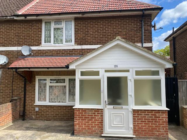Minet Drive, Hayes UB3, 4 bed semi detached house to rent, £3,200 pcm | PrimeLocation
