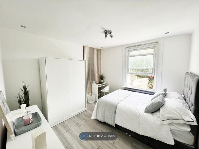 Minet Gardens, London NW10, Room to rent, £975 pcm | PrimeLocation