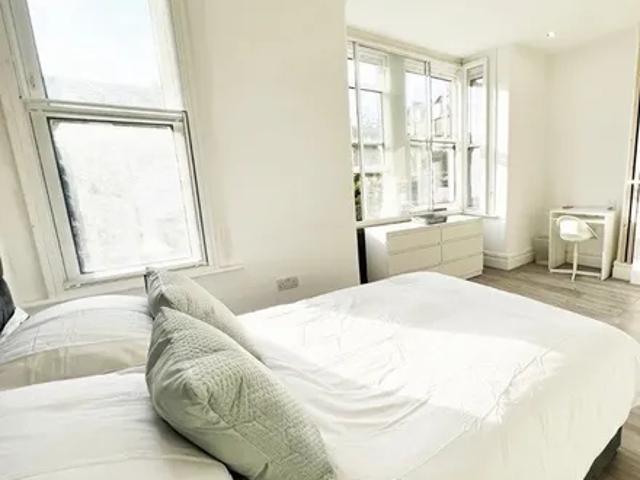 Minet Gardens, Willesden, NW10 8AS, United Kingdom | Room for rent #166575212 | Rentberry