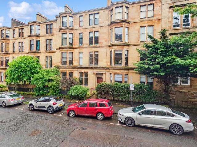 Mingarry Street, North Kelvinside, Glasgow G20, 2 bed flat to rent, £1,350 pcm | PrimeLocation