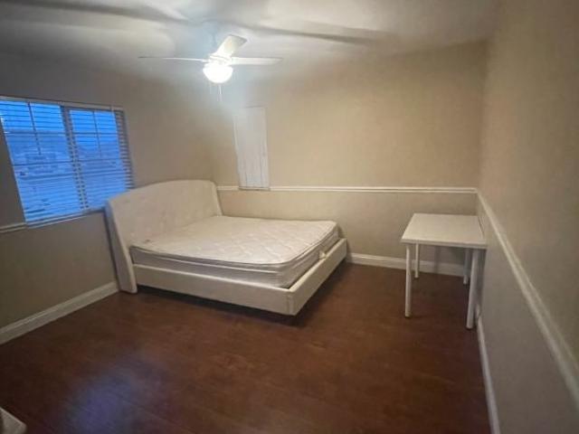 Mini Master Room for Rent_EastvaleCA