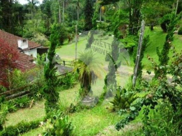 Mini fazenda a venda n Cidade de itapecerica da serra com plantação de Eucalipto