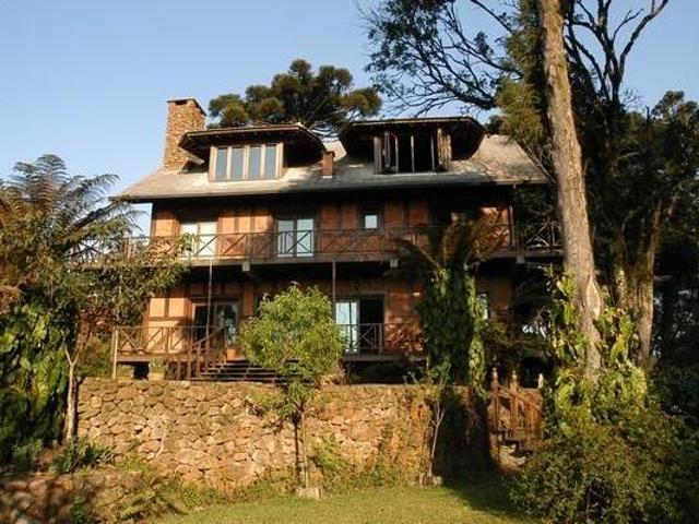 Mini Sítio de 5.600 m², uma Bela Casa na Área Central de Gramado/RS Serra Gaúcha