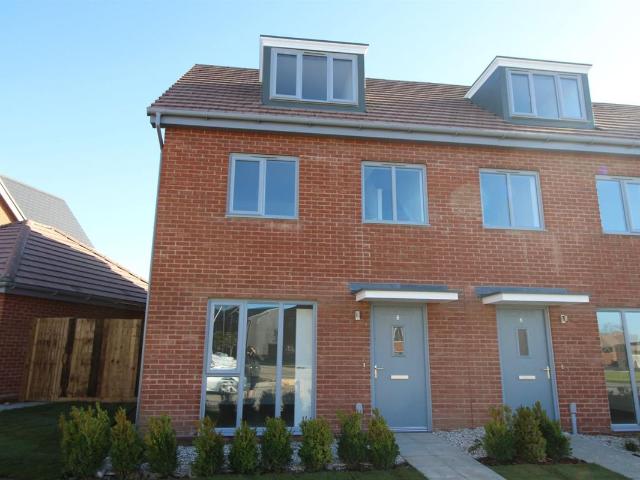 Minikin Close, Coggeshall CO6, 3 bed semi detached house to rent, £1,800 pcm | PrimeLocation