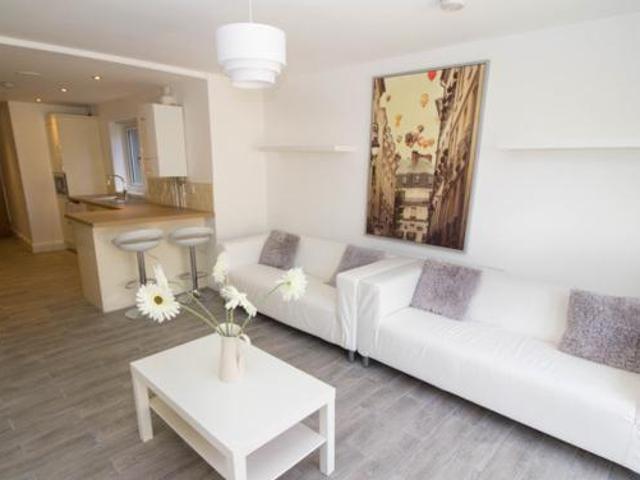 Minister Street, Cardiff city, 7 Bedroom Terraced