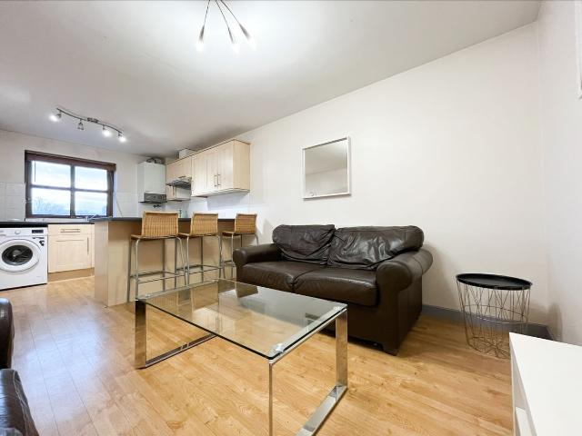 Minny Street, Cathays CF24, 1 bed flat to rent, £850 pcm | PrimeLocation