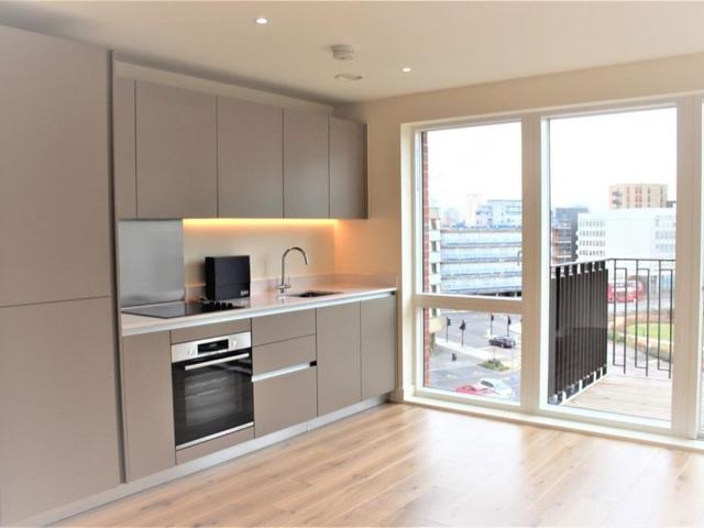 Minotaur House, Thunderer Walk SE18, Studio to rent, £1,700 pcm | PrimeLocation