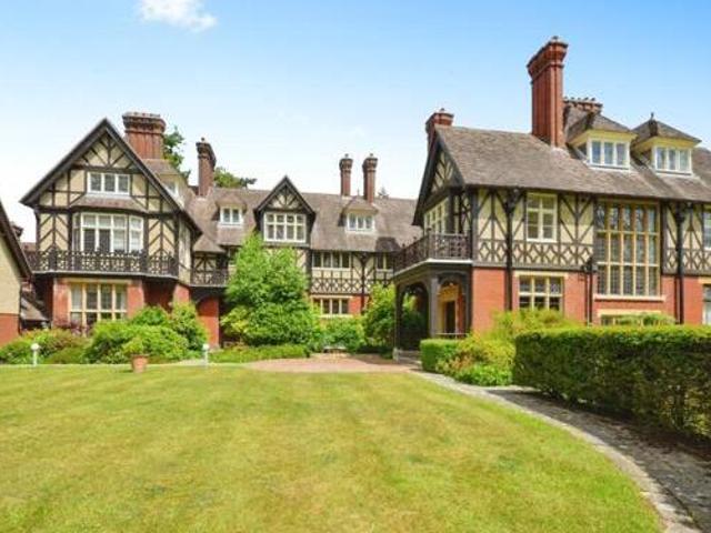 Minstead, Castle Malwood Lodge, Lyndhurst, 2 Bedroom Flat