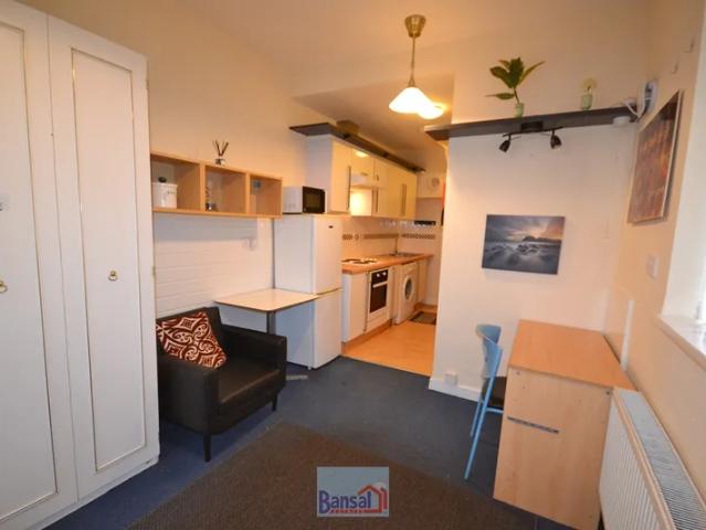 Minster Road, CV1