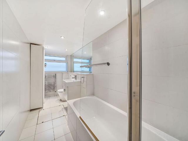 Minster Road, West Hampstead, London NW2, 2 bed flat to rent, £3,250 pcm | PrimeLocation