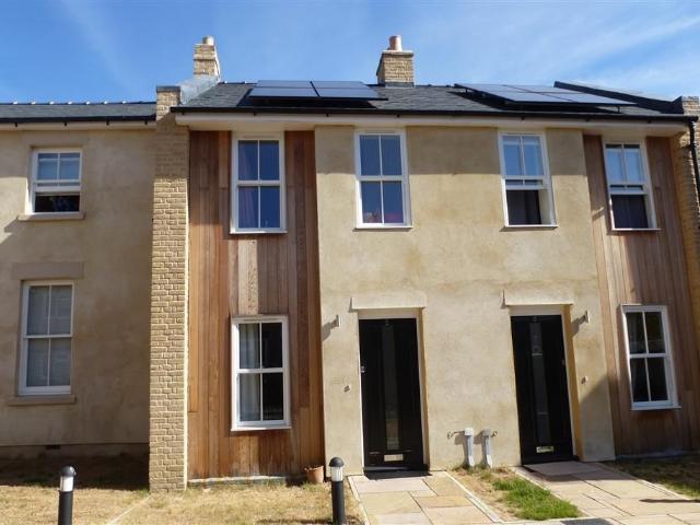 Minstrel Place, Minstrel Walk, March PE15, 2 bed maisonette to rent, £900 pcm | PrimeLocation
