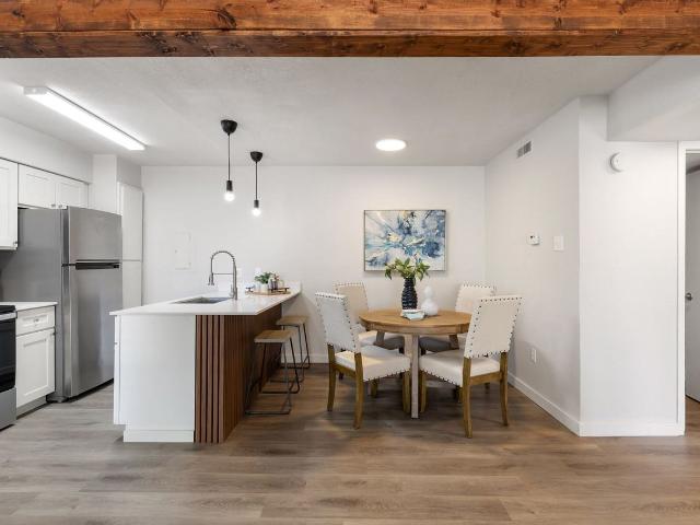 MIA Forest Oaks 1 Bedroom Apartment for Rent at 2408 Forest Oaks Ln, Arlington, TX 76006