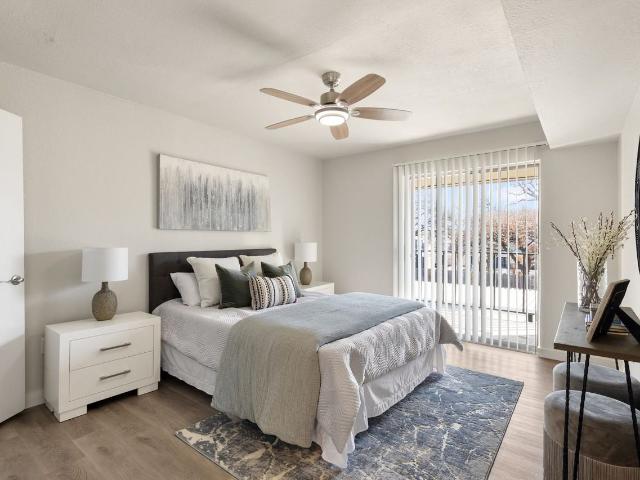 MIA Forest Oaks 2 Bedroom Apartment for Rent at 2408 Forest Oaks Ln, Arlington, TX 76006