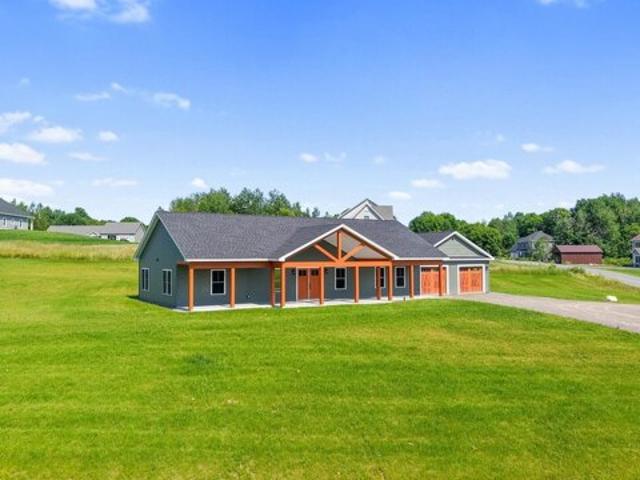 Mia Rdg, Sidney, Home For Sale