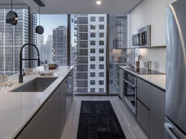 Miami World Tower 2 Bedroom Apartment for Rent at 710 Ne 1st Ave, Miami, FL 33132 Park West