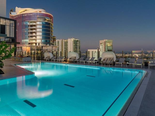 Miami World Tower 2 Bedroom Apartment for Rent at 710 Ne 1st Ave, Miami, FL 33132 Park West