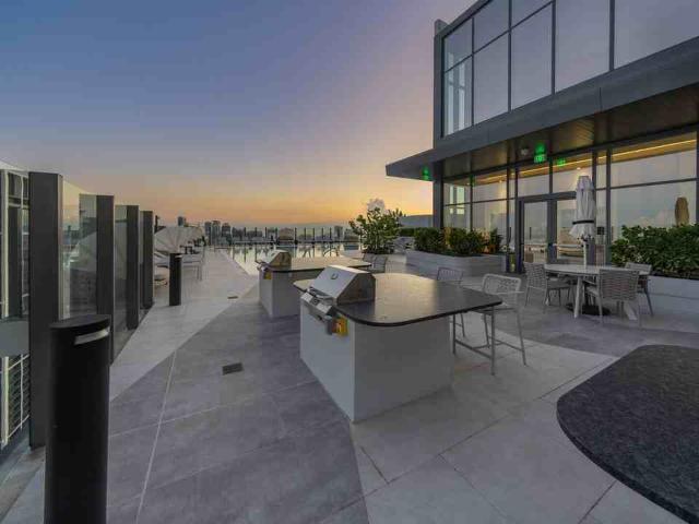 Miami World Tower 2 Bedroom Apartment for Rent at 710 Ne 1st Ave, Miami, FL 33132 Park West