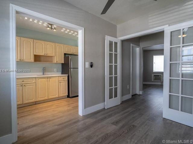 Miami Beach Portfolio Studio Apartment for Rent at Miami Beach Dr, Miami Beach, FL 33109 City Center