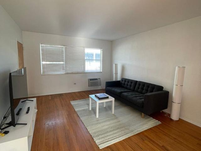 Miami beach room Normandy area